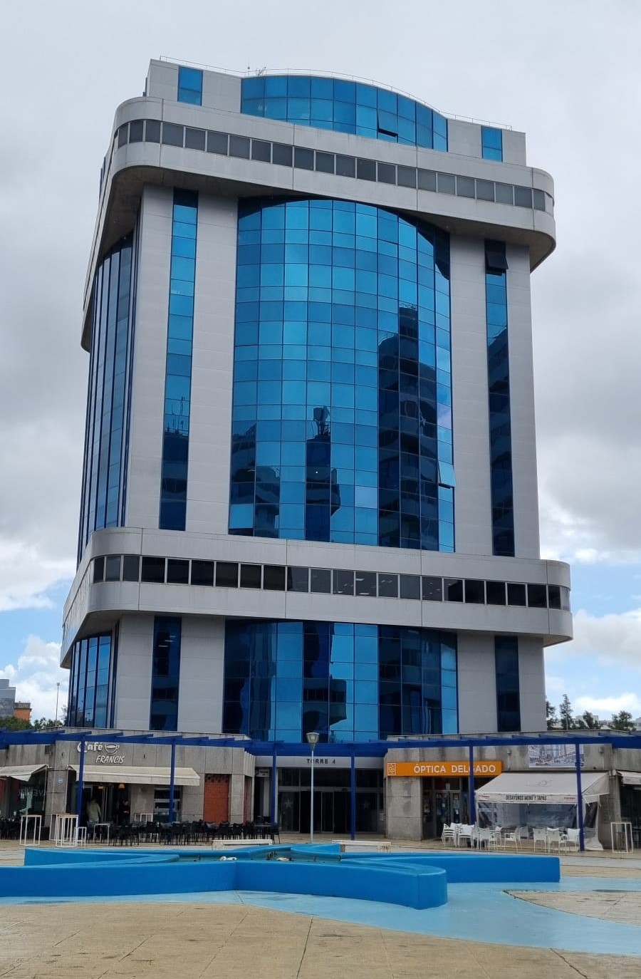 OFICINA EN NUEVO TORNEO - Realtis